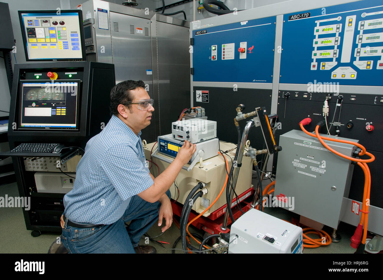 Hybrid testing hi-res stock photography and images - Alamy