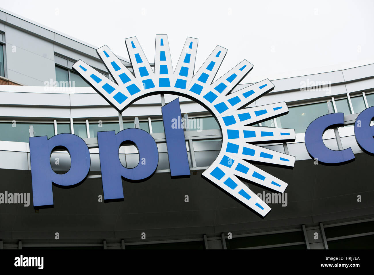 Ppl hi-res stock photography and images - Alamy