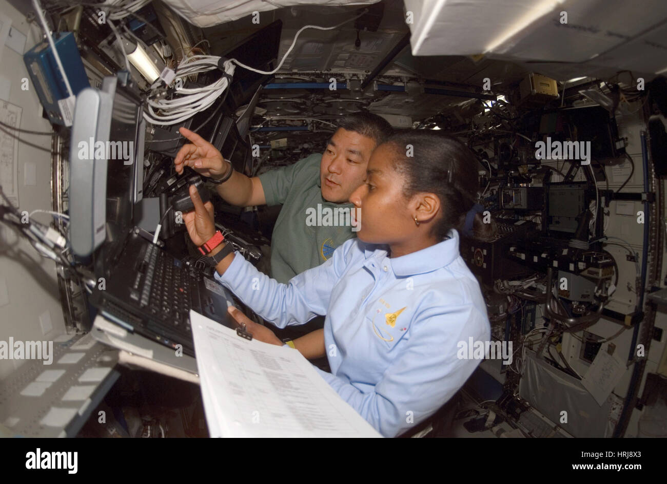 Astronaut stephanie wilson hi-res stock photography and images - Alamy