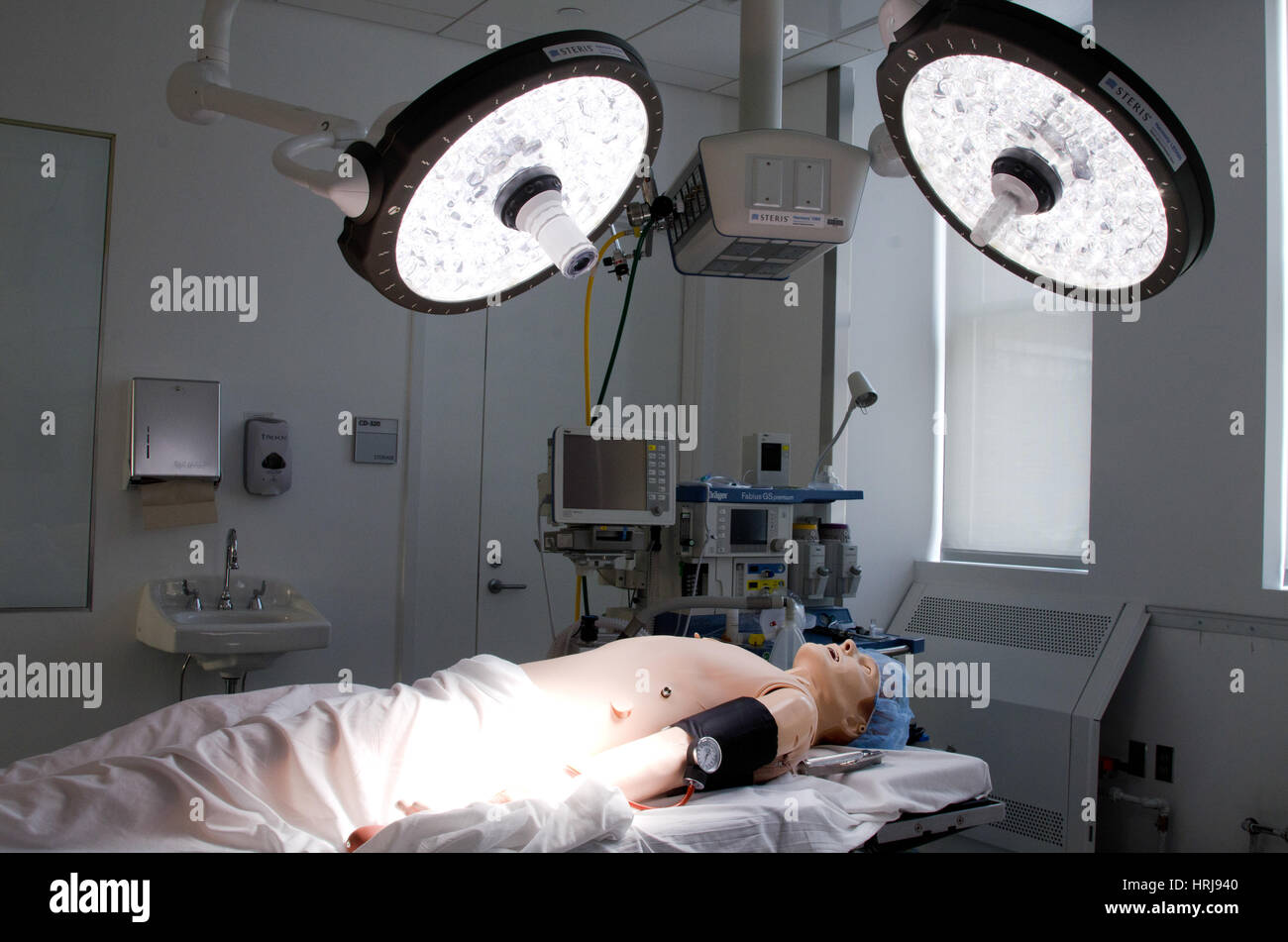 Medical simulation training center hi-res stock photography and images ...