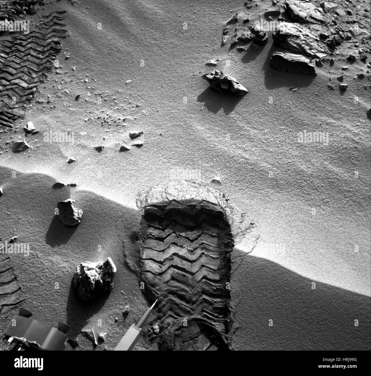 Nasa curiosity mars rover Black and White Stock Photos & Images - Alamy