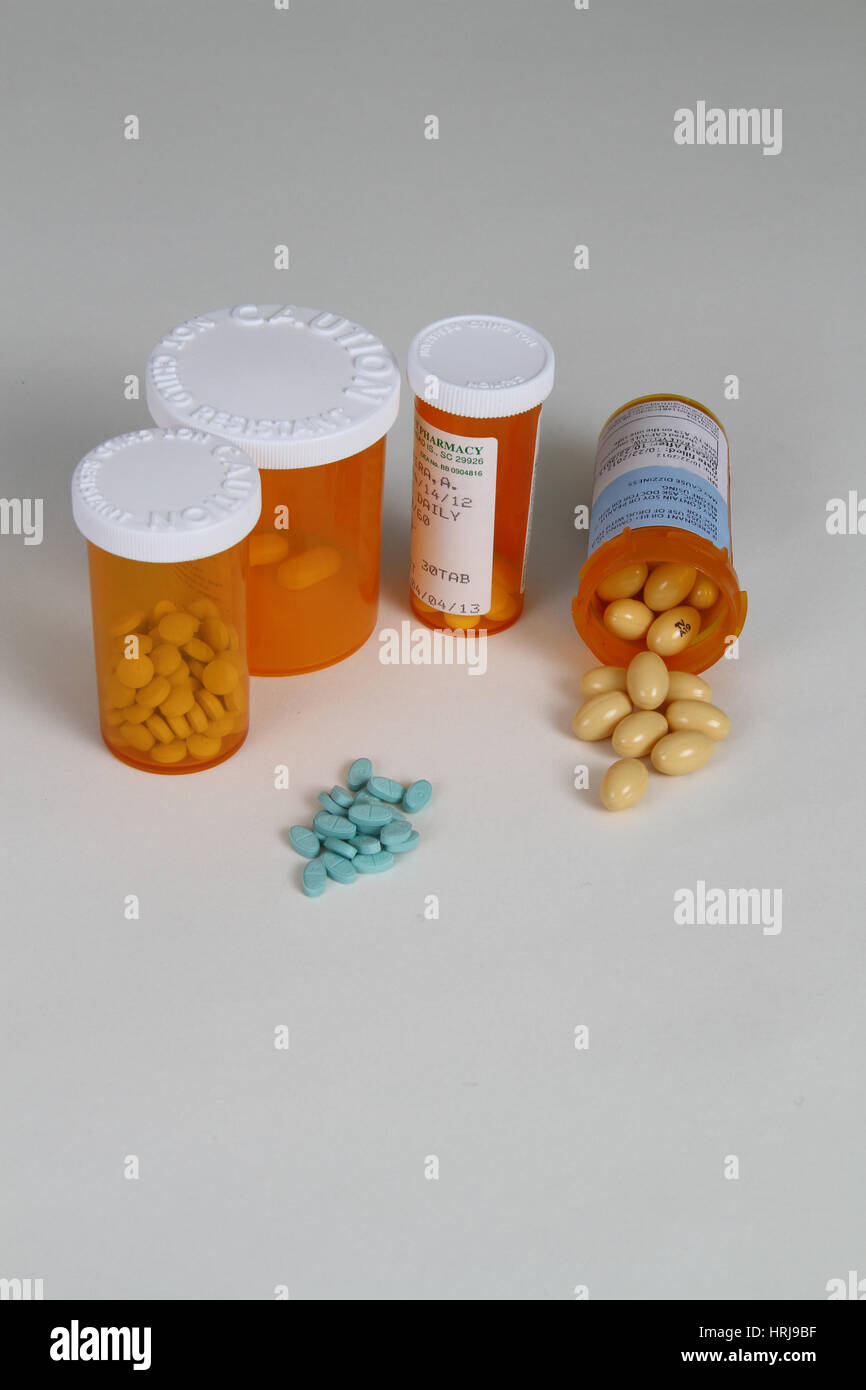 Progesterone 200mg and Estradiol 2mg Stock Photo - Alamy