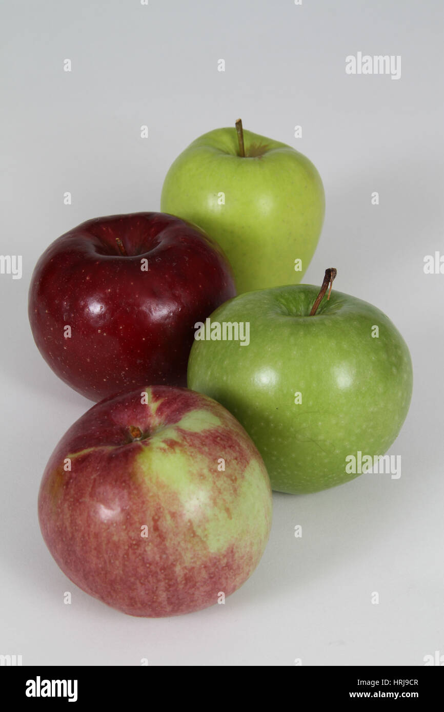 Apples varieties hi-res stock photography and images - Alamy
