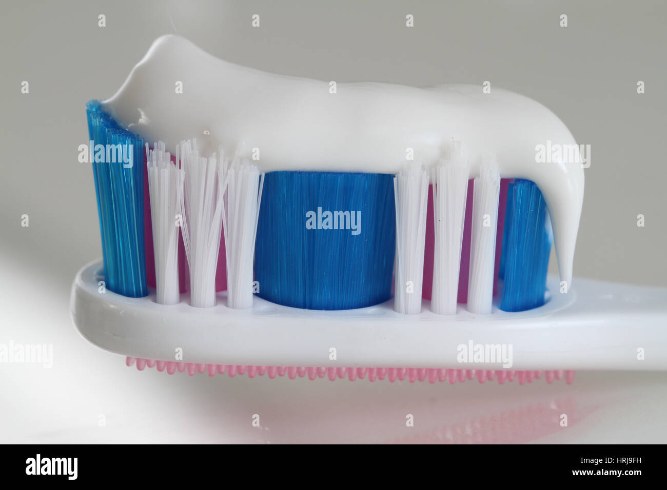 Nurdle hi-res stock photography and images - Alamy