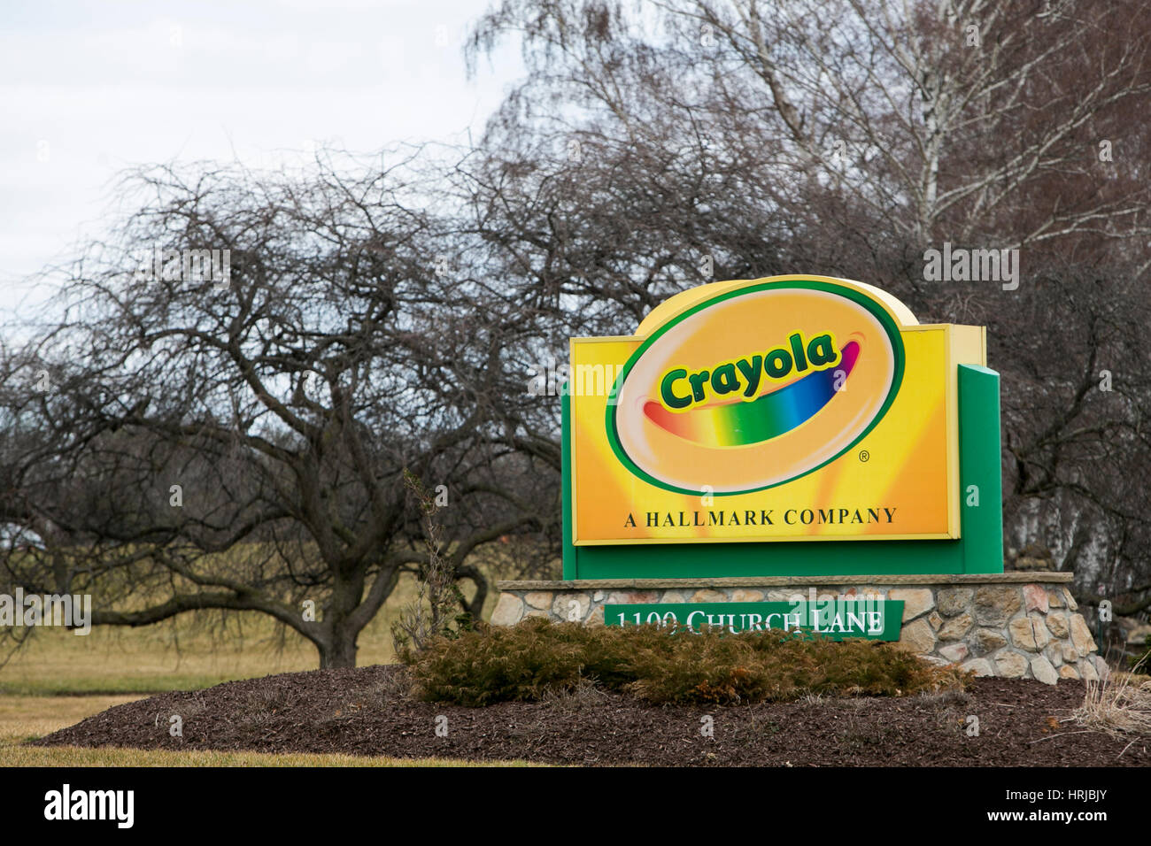Crayola hi-res stock photography and images - Alamy