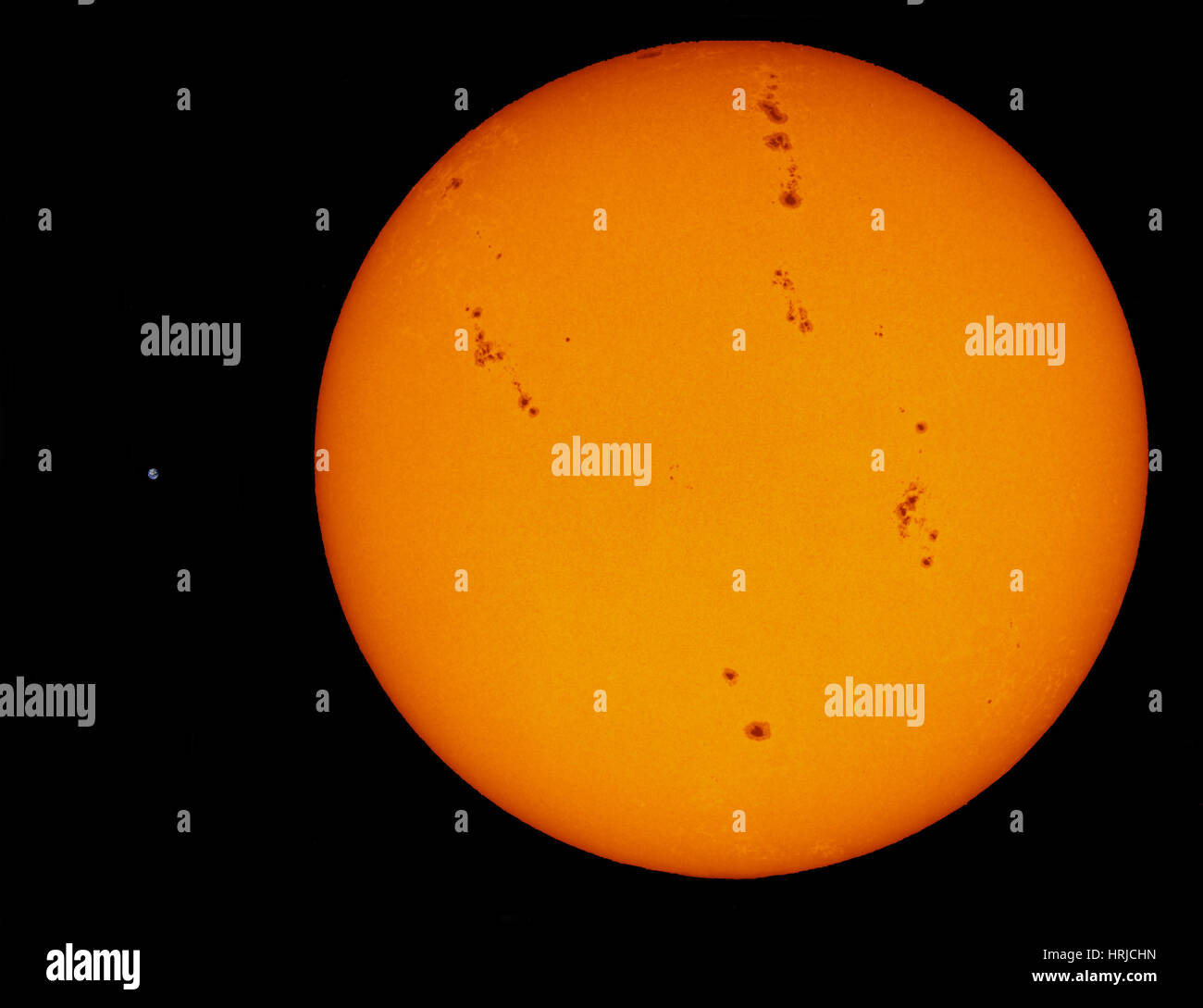 Sun earth comparison hi-res stock photography and images - Alamy