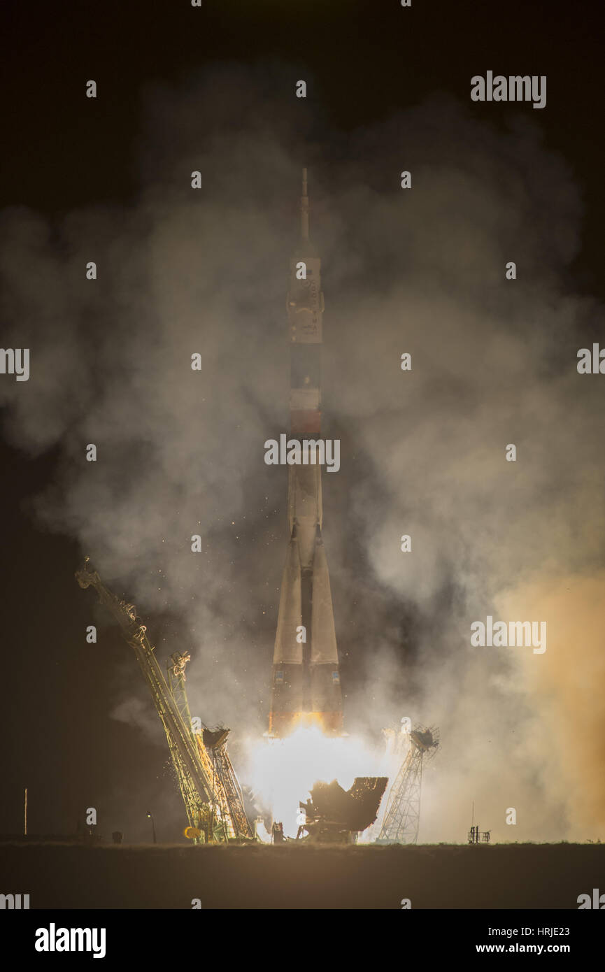 Expedition 37 Launch Stock Photo - Alamy