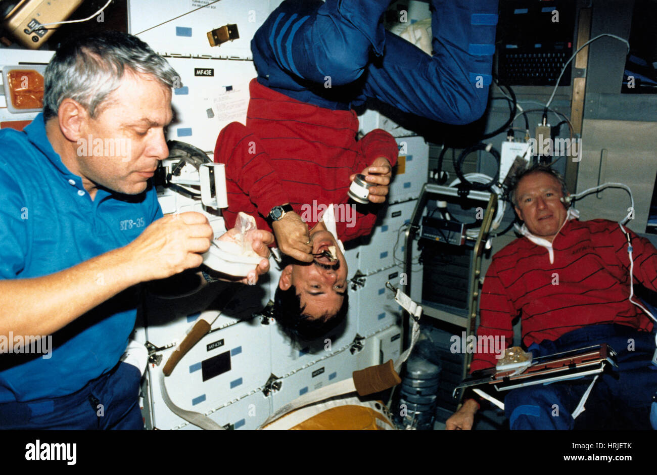 Space shuttle interior hi-res stock photography and images - Alamy