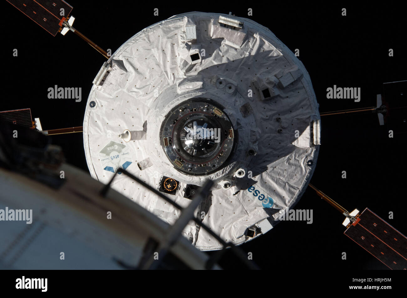 Automated Transfer Vehicle Approaches ISS Stock Photo - Alamy