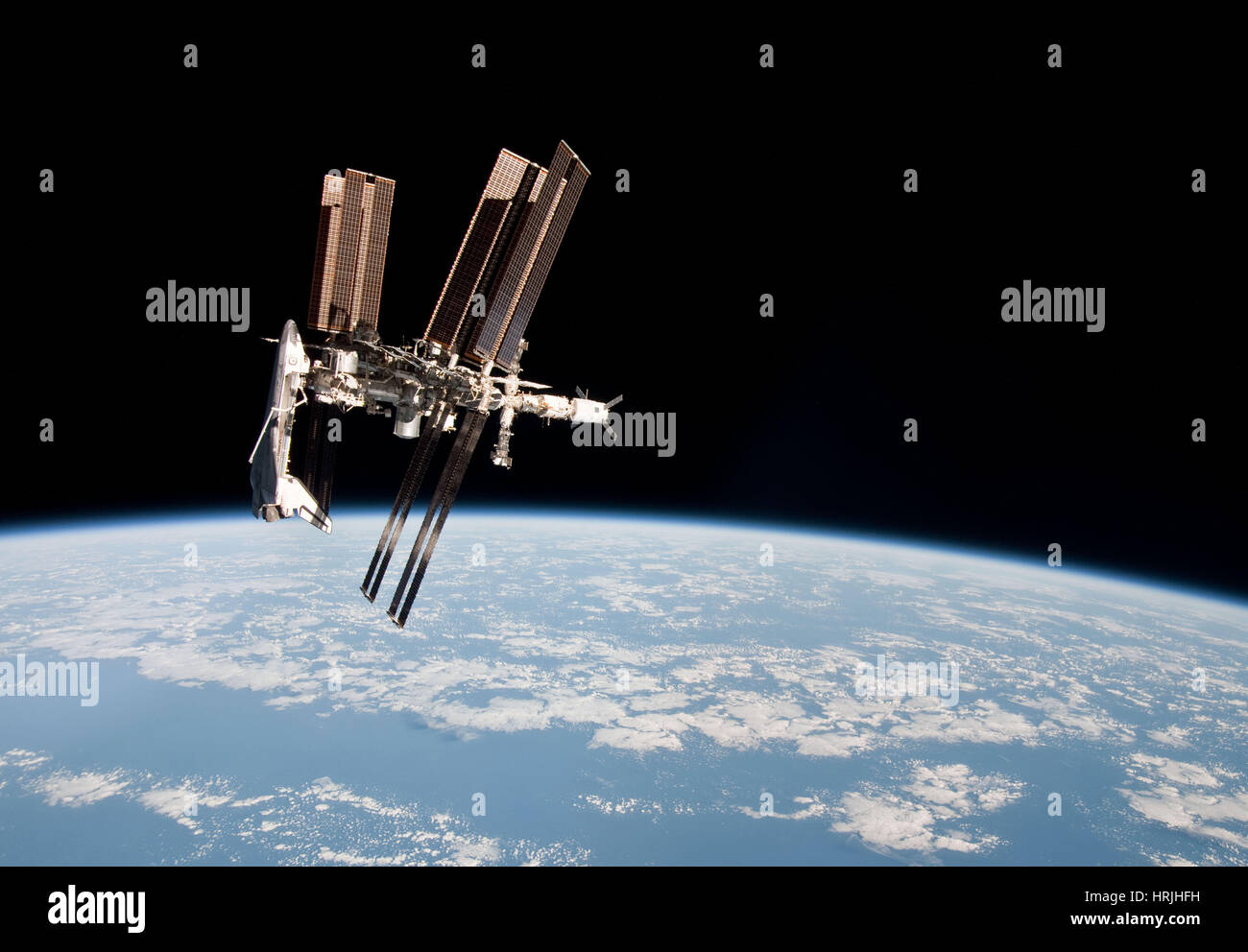 Space Shuttle and Space Station Stock Photo - Alamy