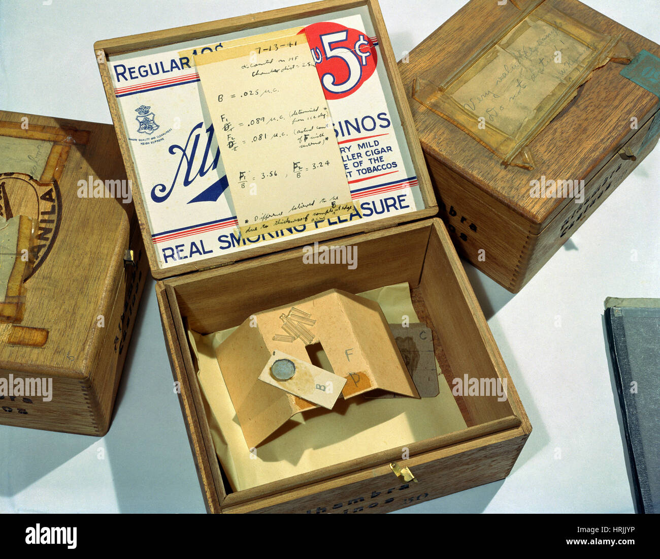 Plutonium bomb hi-res stock photography and images - Alamy