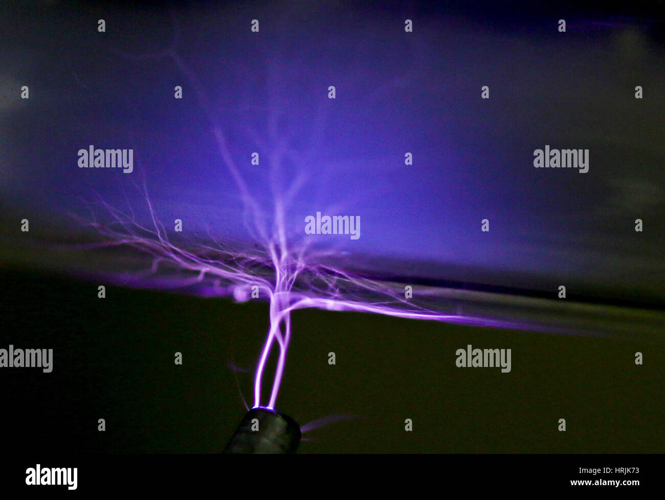 Tesla high frequency equipment hi-res stock photography and images - Alamy