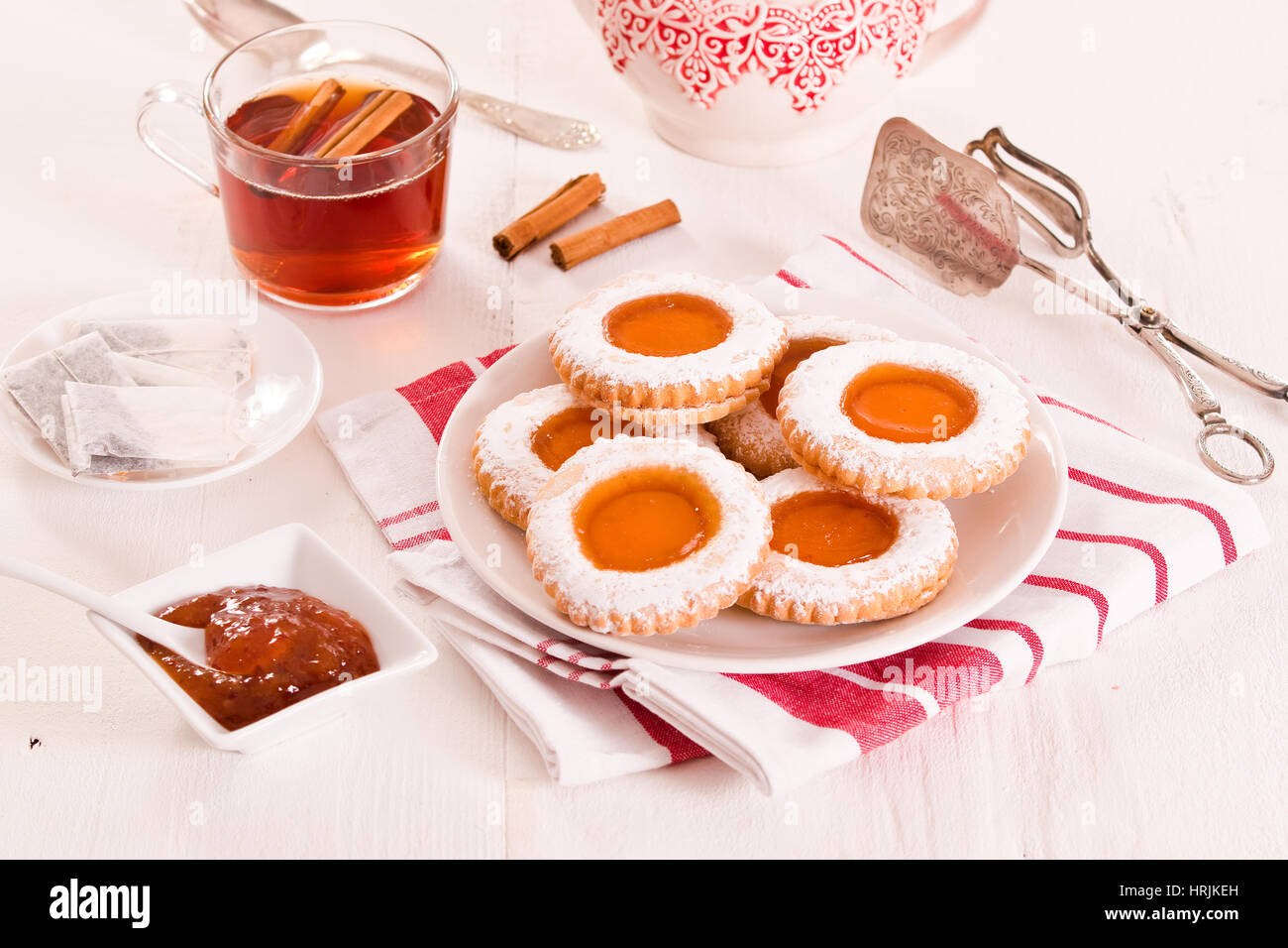 Teatime spread hi-res stock photography and images - Alamy