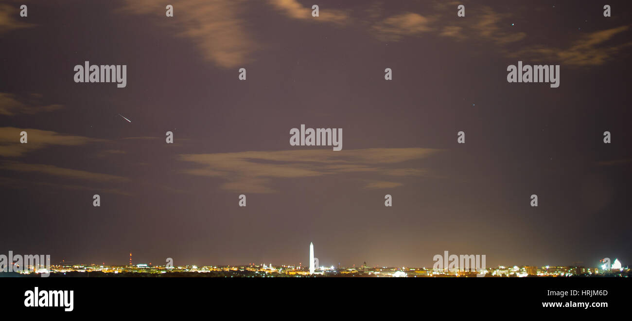 Perseid Meteor Over Washington, DC Stock Photo - Alamy