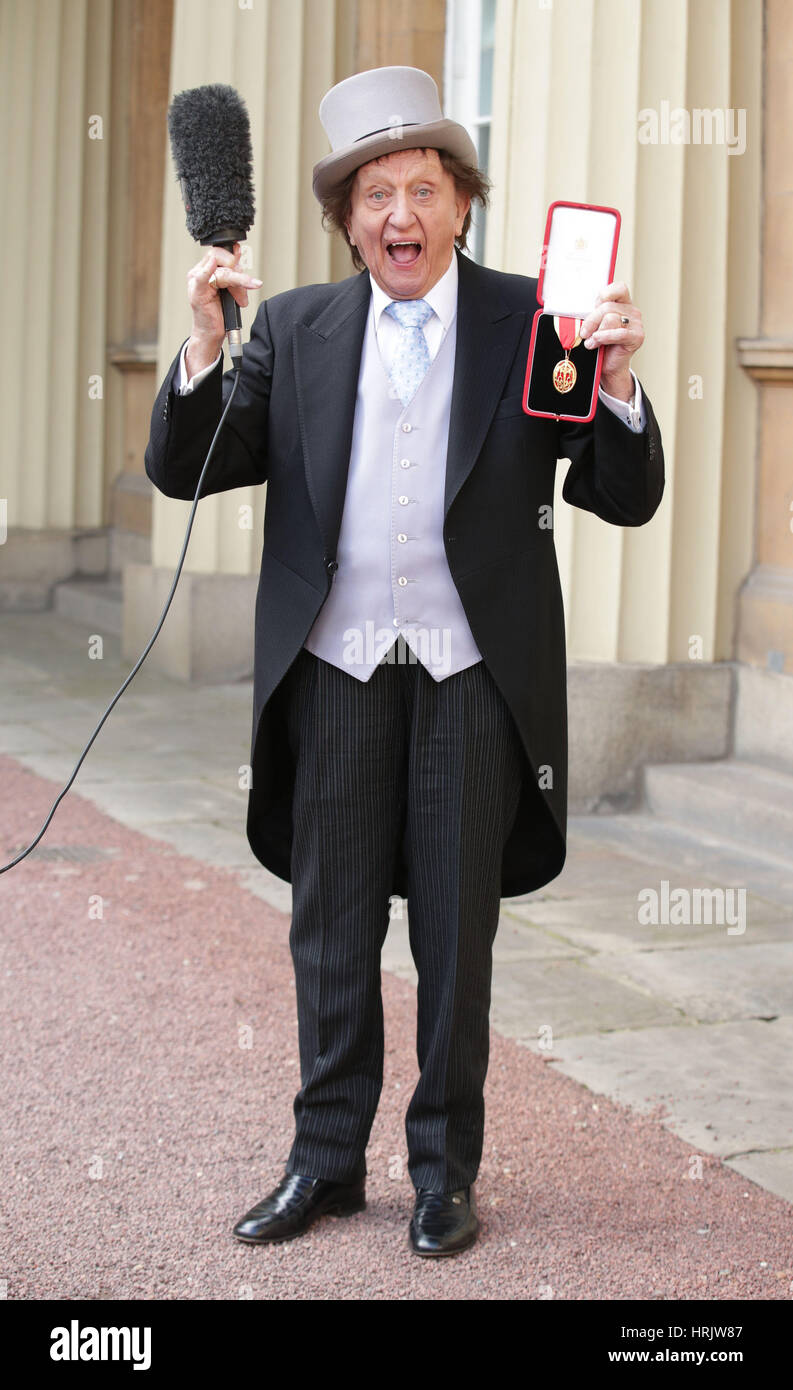 Veteran entertainer Sir Ken Dodd at Buckingham Palace, London, after he ...