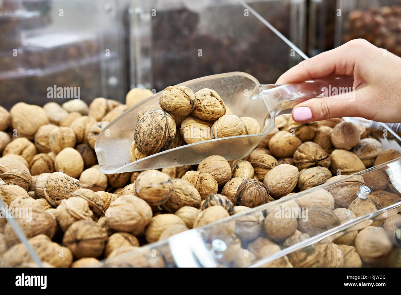 Walnut buyer hi-res stock photography and images - Alamy