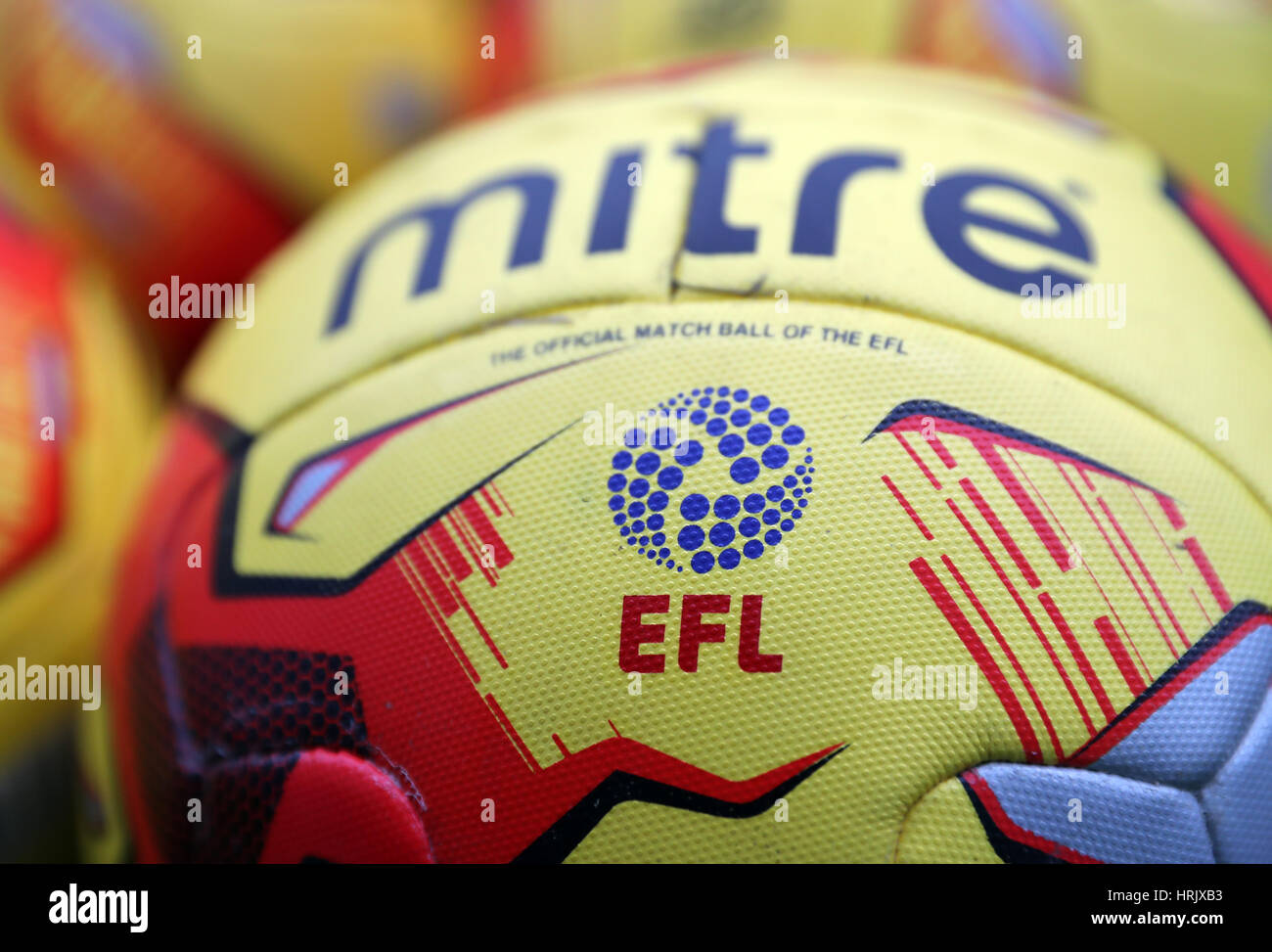 Efl championship logo hi-res stock photography and images - Alamy