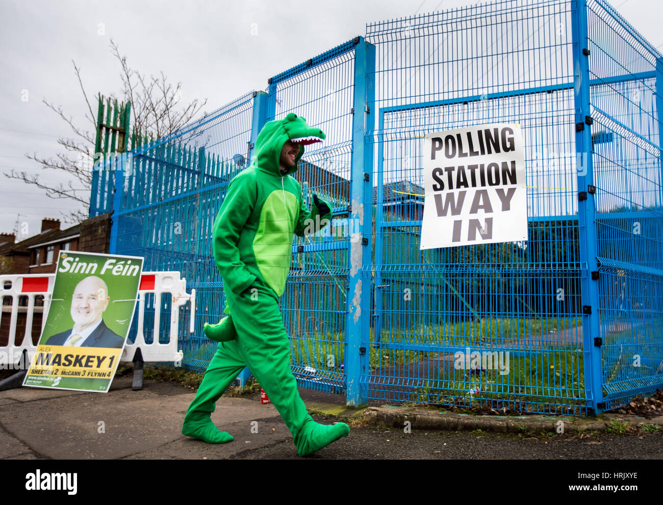 West belfast irish language hi-res stock photography and images - Alamy