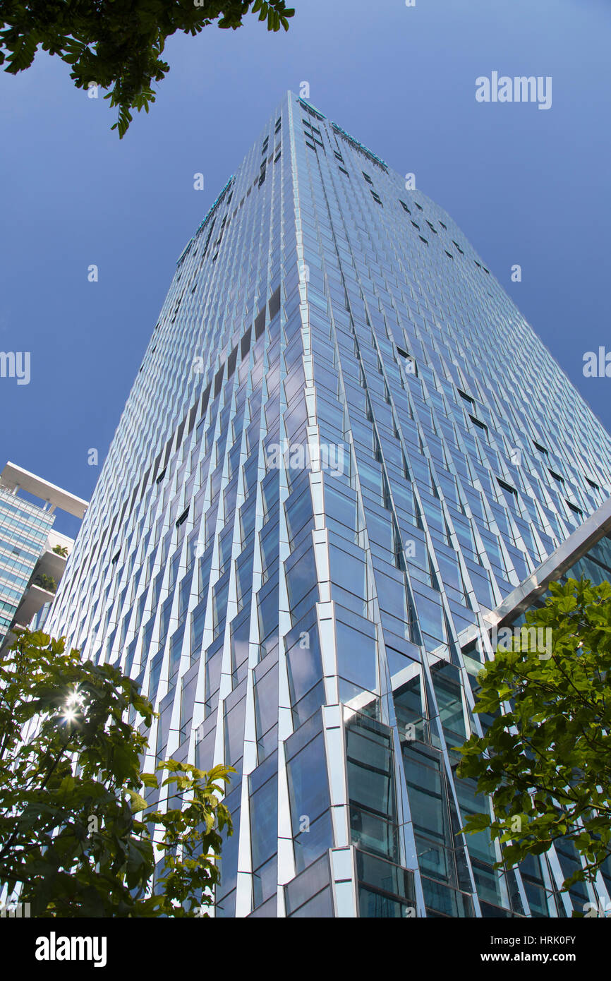 China mobile hi-res stock photography and images - Alamy