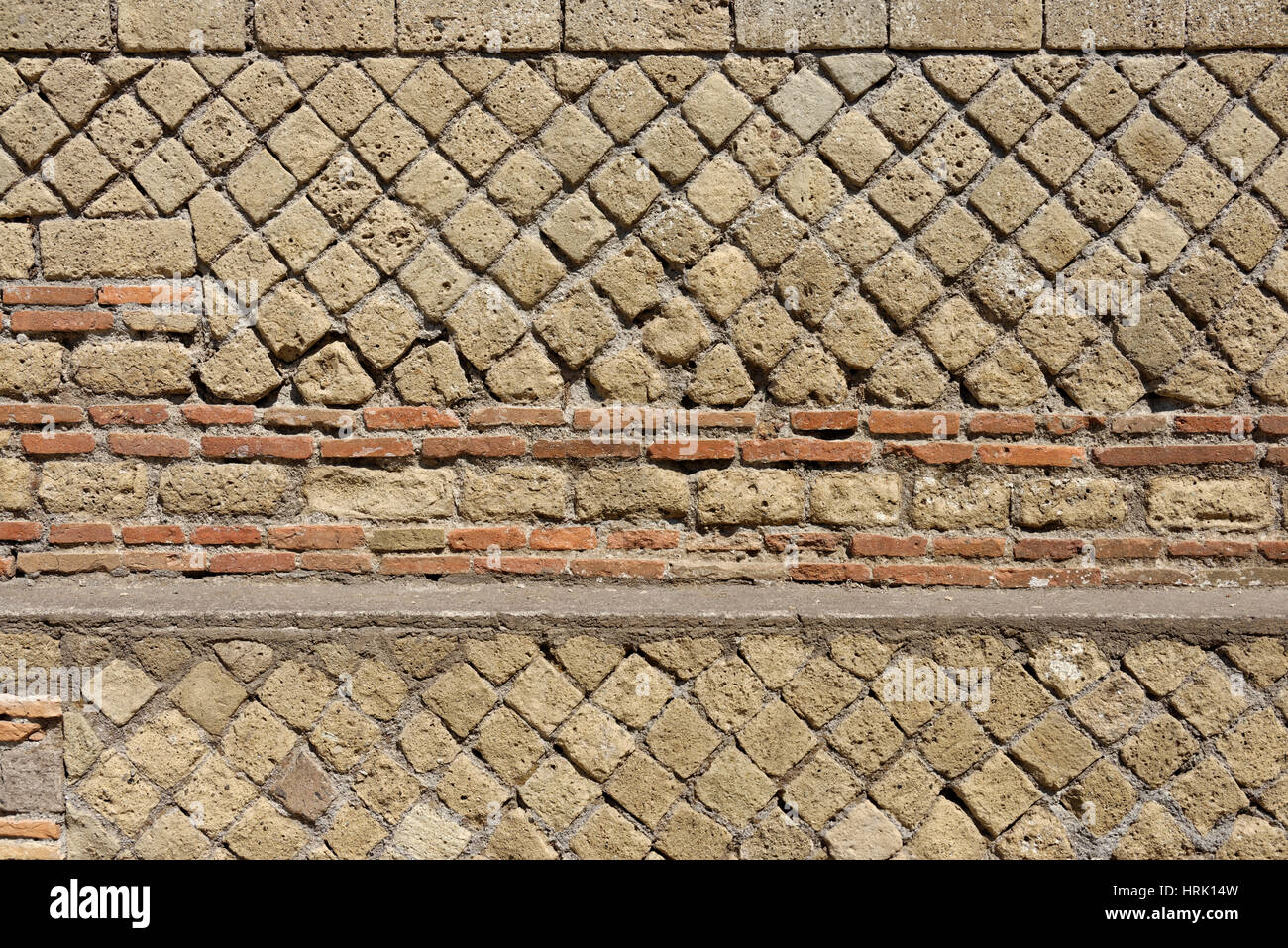 Masonry ancient hi-res stock photography and images - Alamy