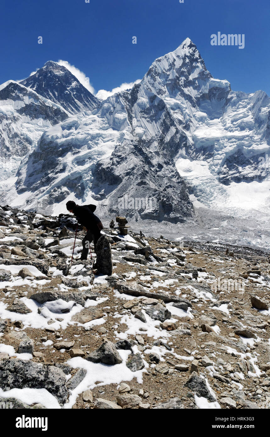 Summit mount everest trekker hi-res stock photography and images - Alamy