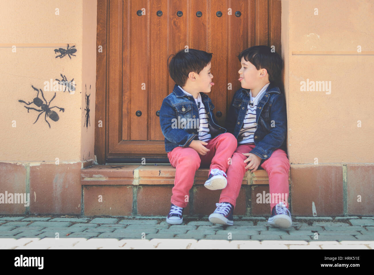 Funny brothers hi-res stock photography and images - Alamy
