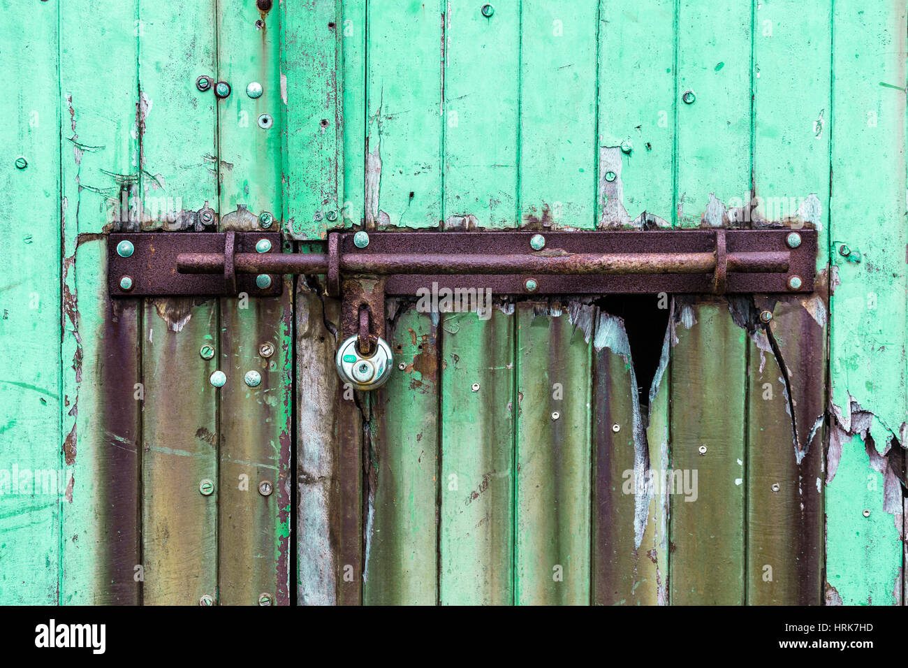 Old lock padlock rusty bolt hi-res stock photography and images - Alamy