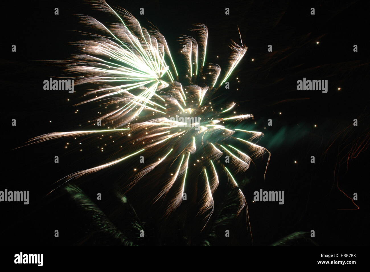 Trailing fireworks hi-res stock photography and images - Alamy