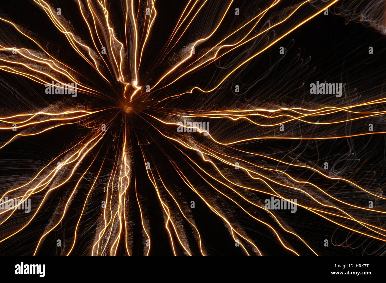 Gold fireworks hi-res stock photography and images - Alamy