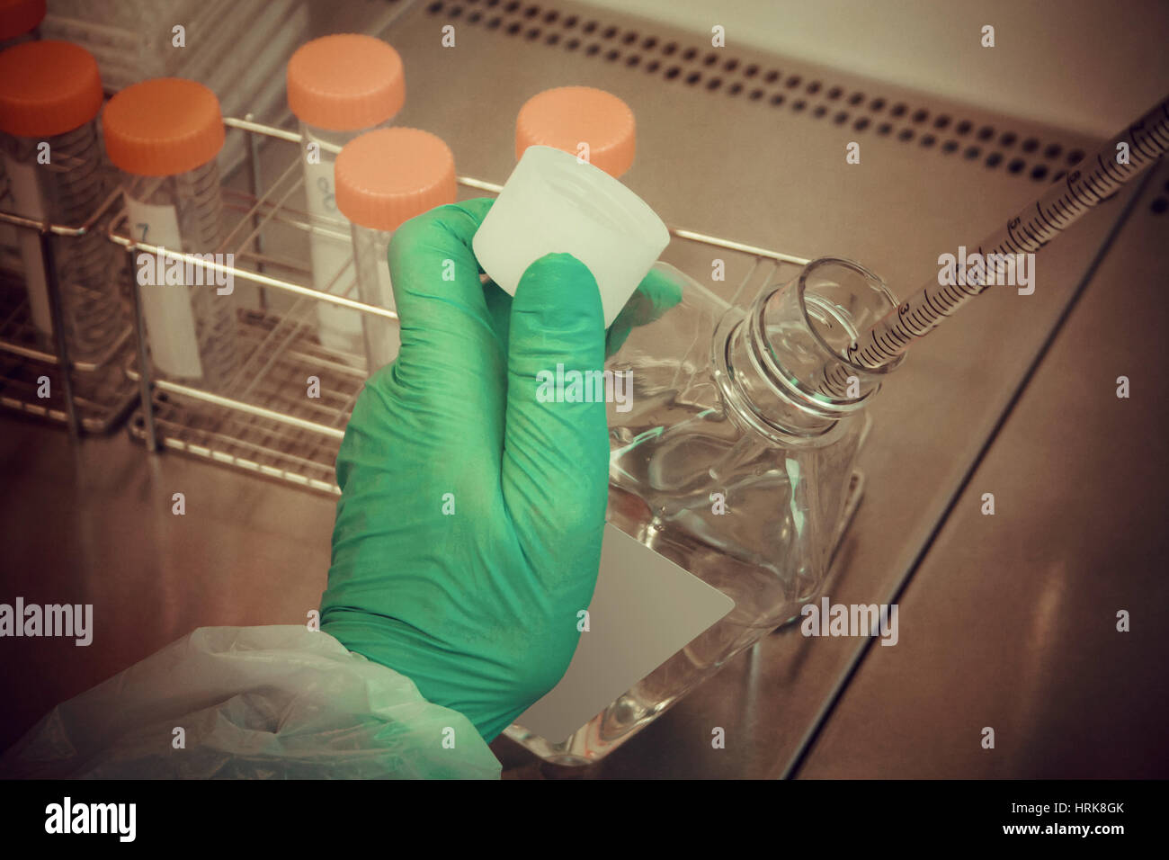 Microbiology lab test hi-res stock photography and images - Alamy