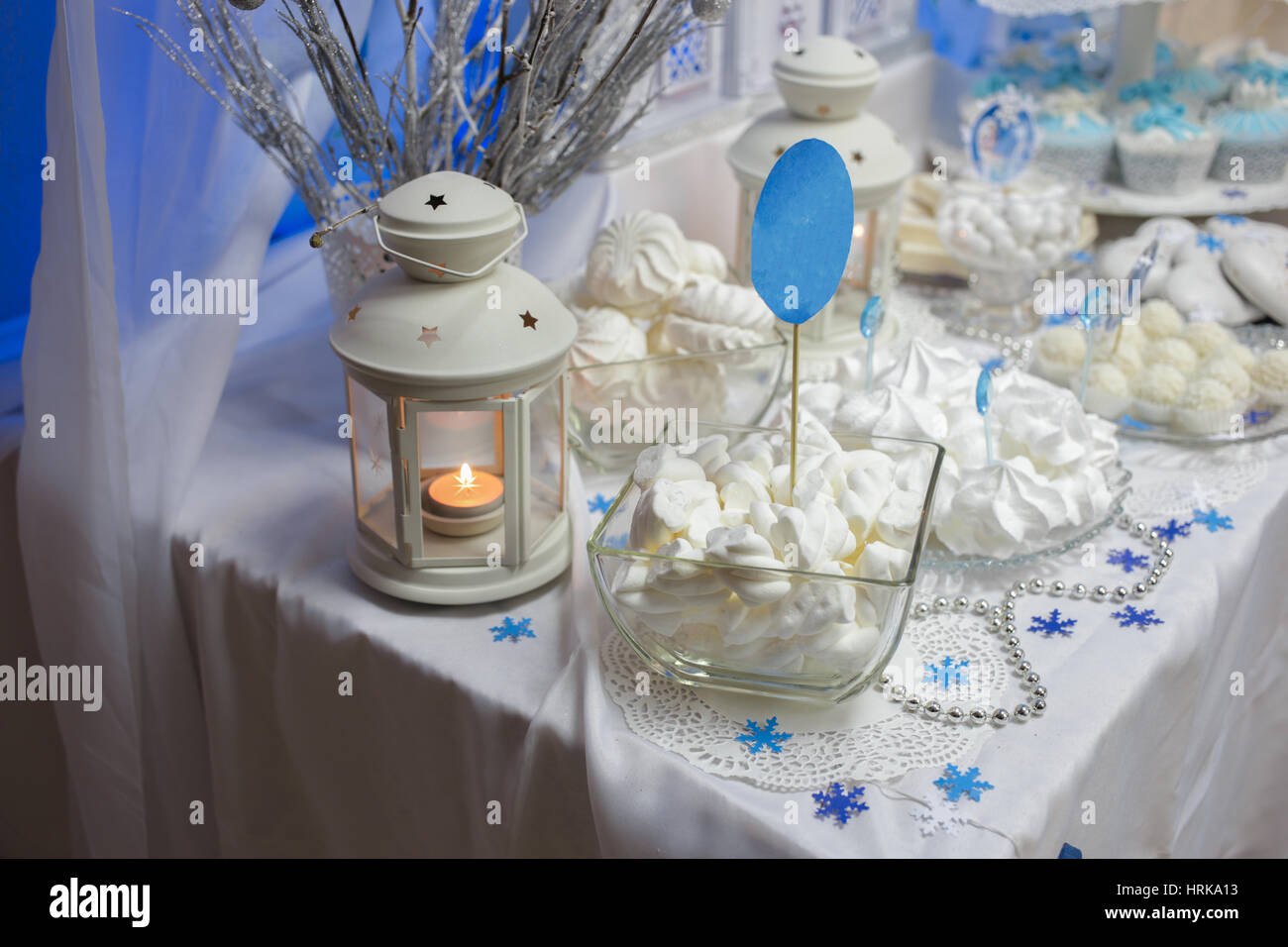 Table of sweets hi-res stock photography and images - Alamy