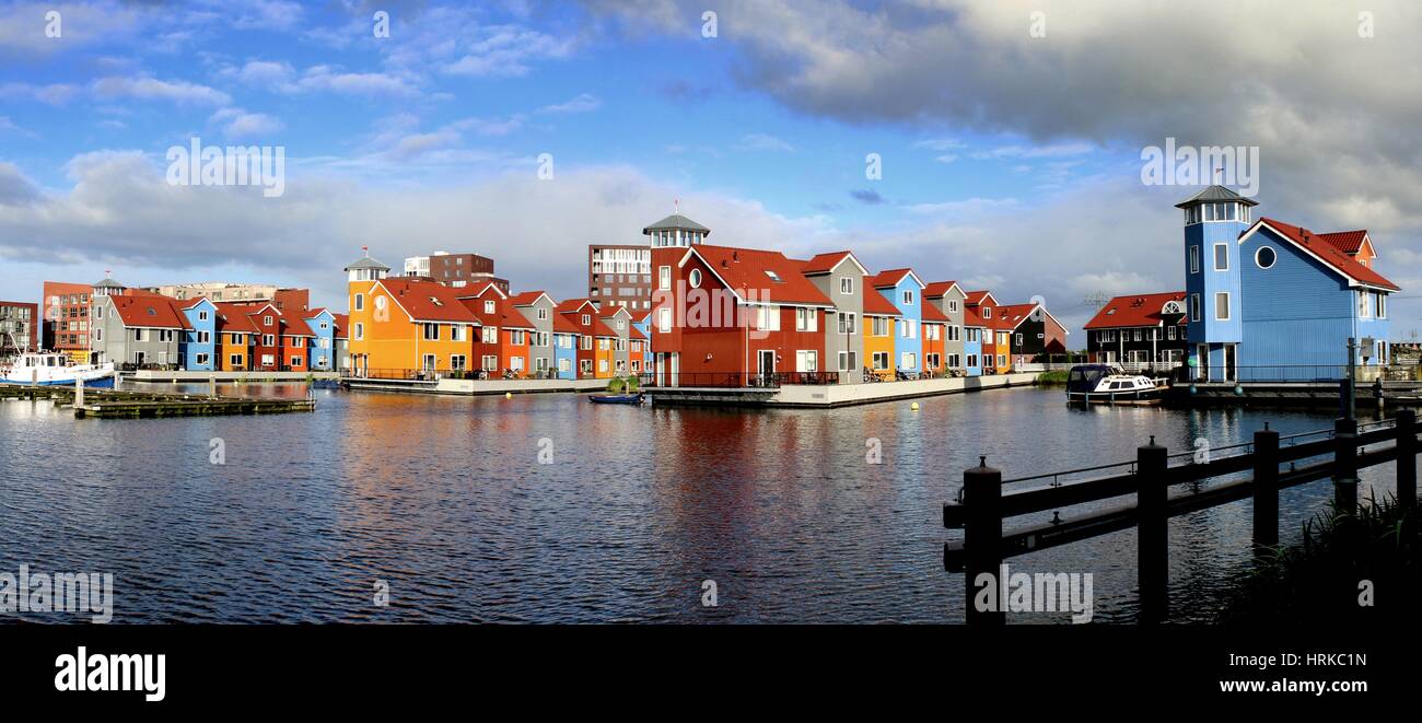 Colourful homes in reitdiephaven, groningen, netherlands hi-res stock ...