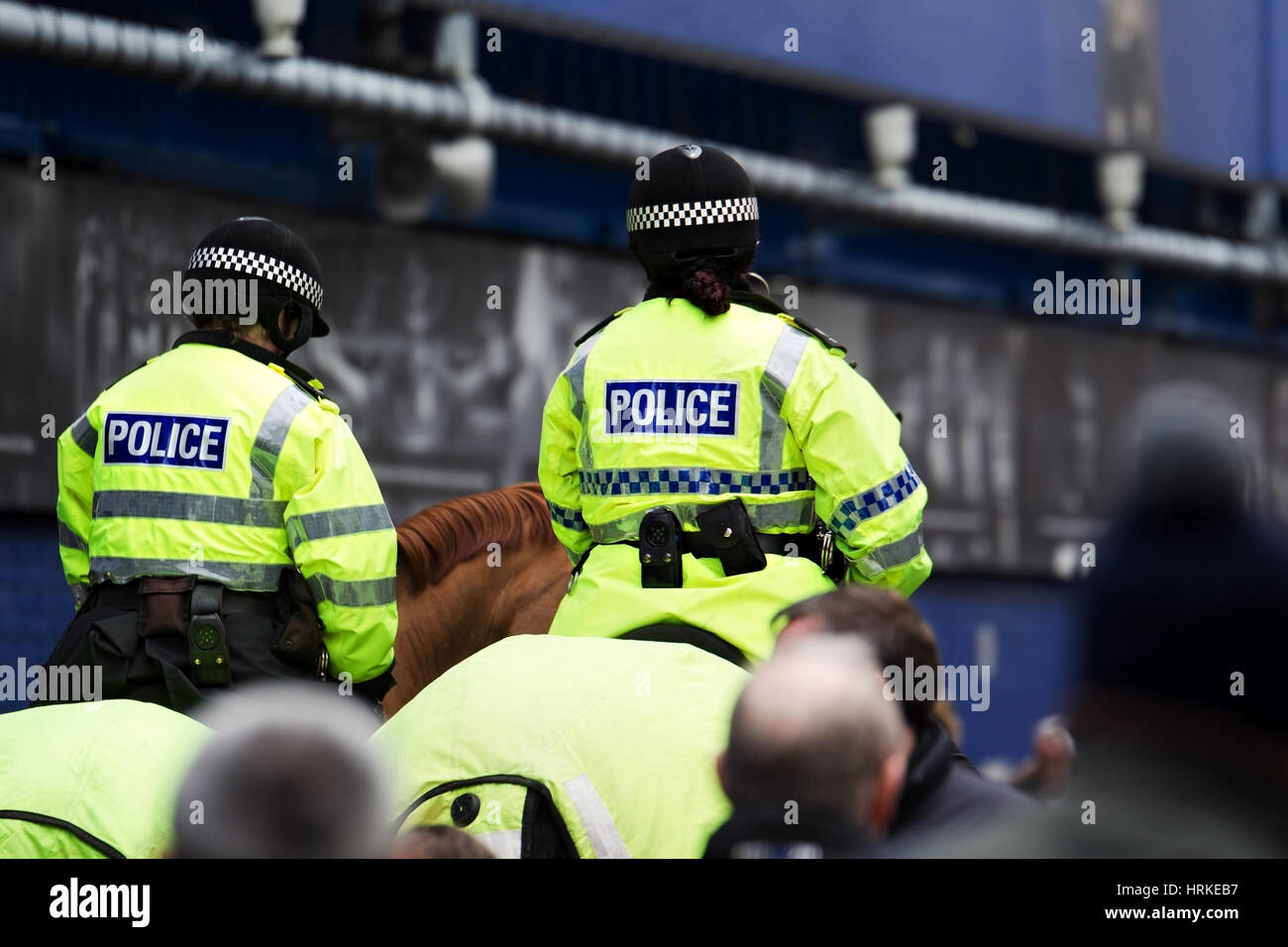 Mounted police outside ground hi-res stock photography and images - Alamy