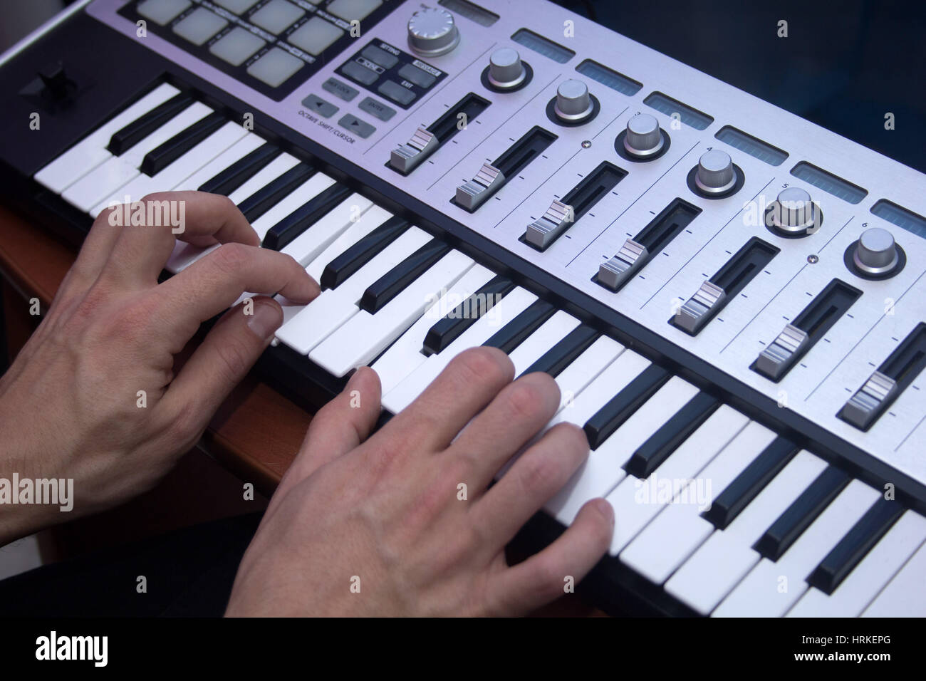 Concert man keyboard hi-res stock photography and images - Alamy