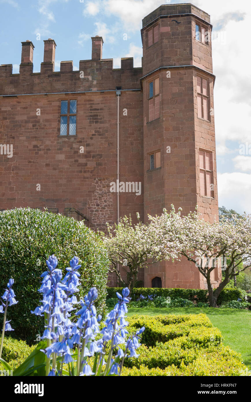 Kenilworth Castle, Kenilworth, Warwickshire, England, UK Stock Photo ...