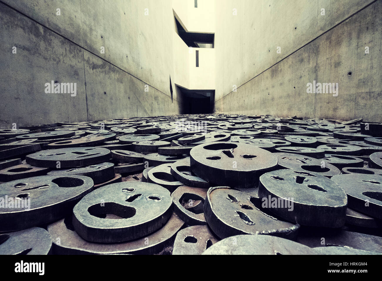 Memory Void containing work "Fallen Leaves" by artist Menashe ...