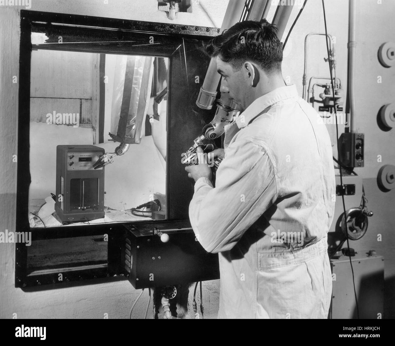 Technician man Black and White Stock Photos & Images - Alamy