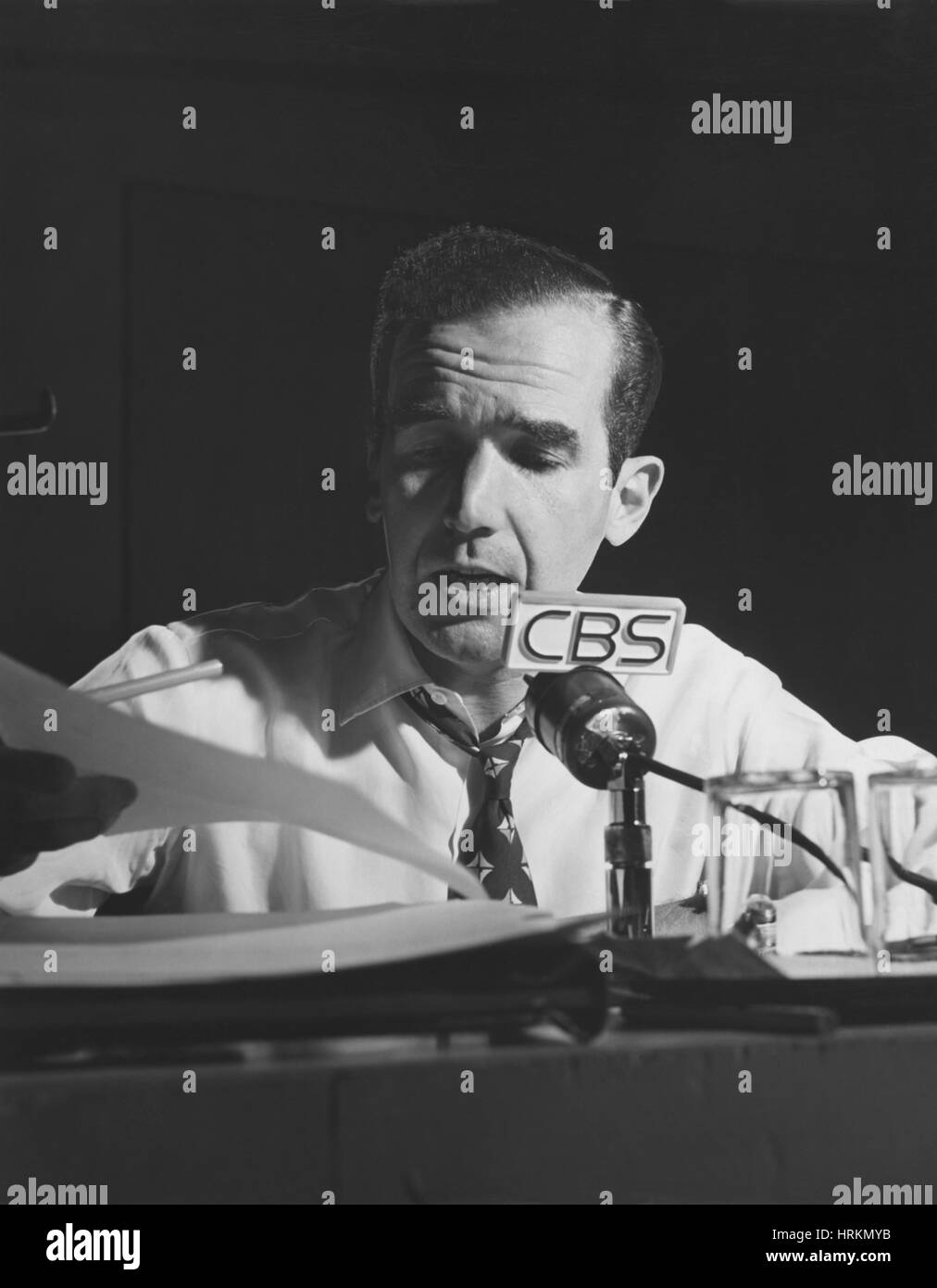 American radio broadcaster hi-res stock photography and images - Alamy