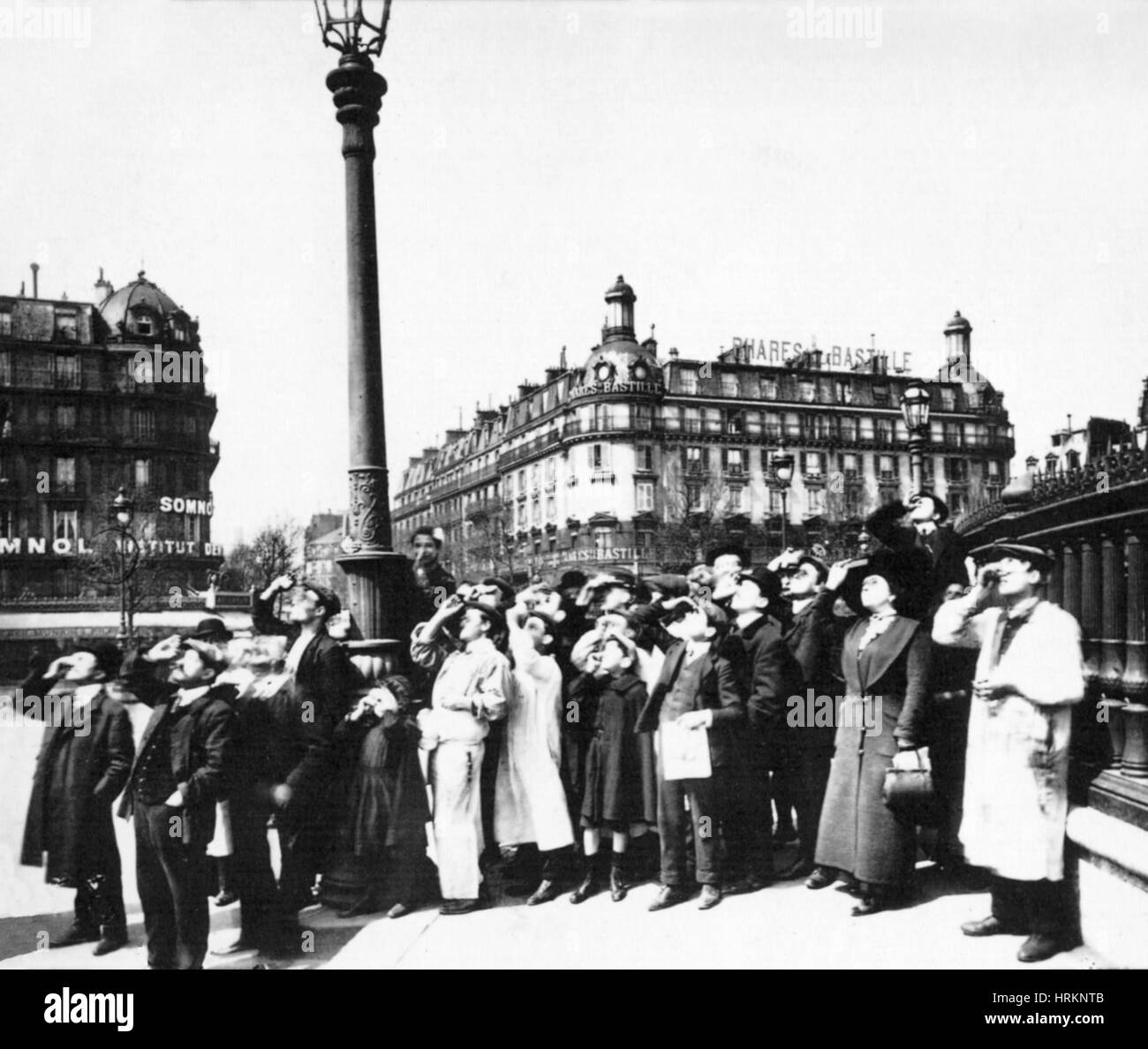 1912 paris hi-res stock photography and images - Alamy