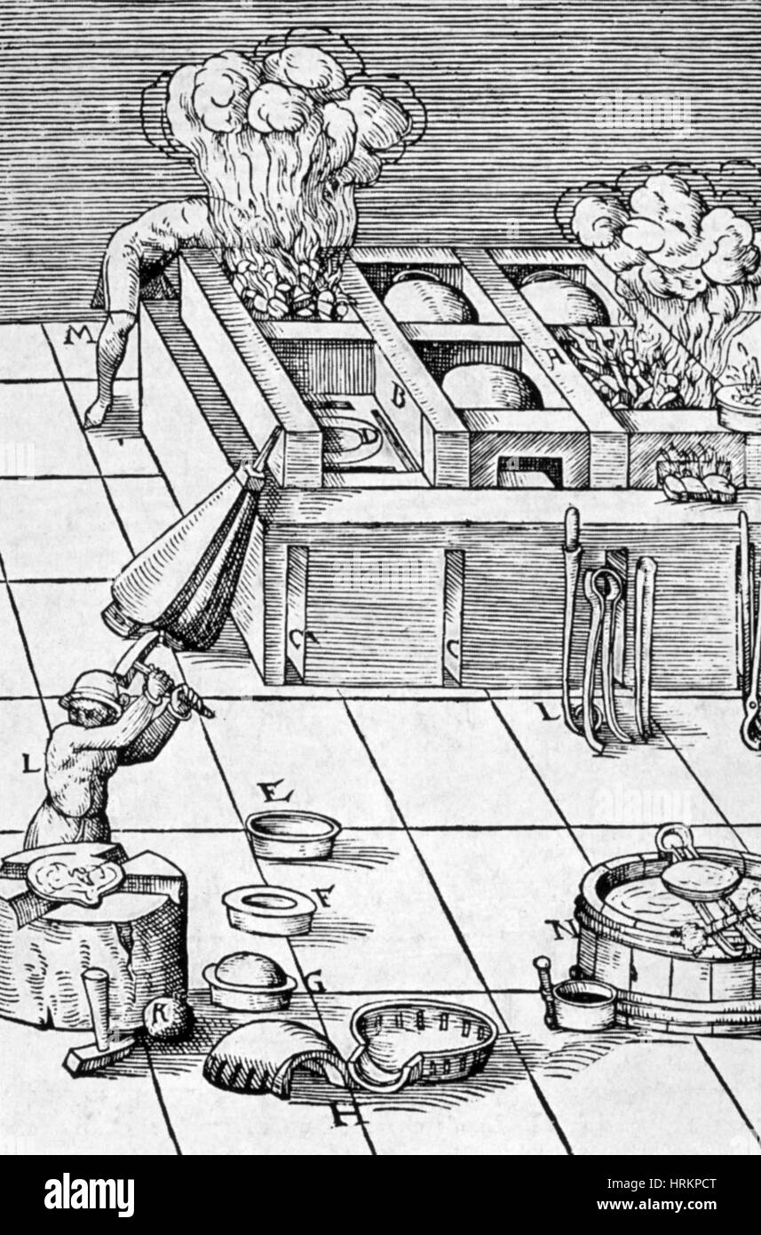 Smelting silver hi-res stock photography and images - Alamy