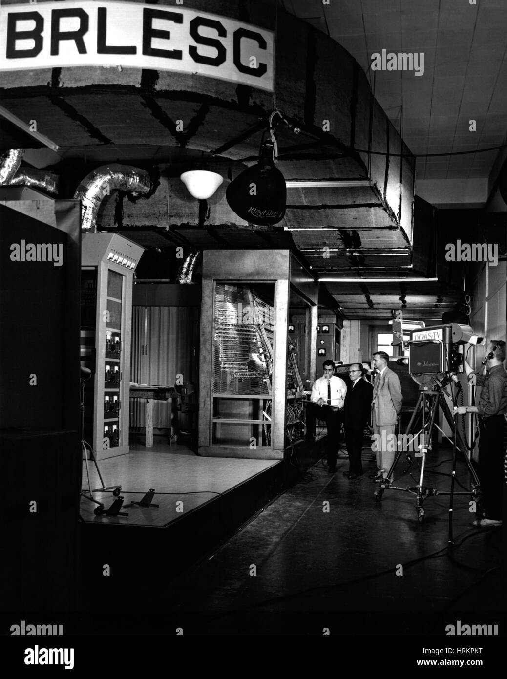 1st generation computer hi-res stock photography and images - Alamy