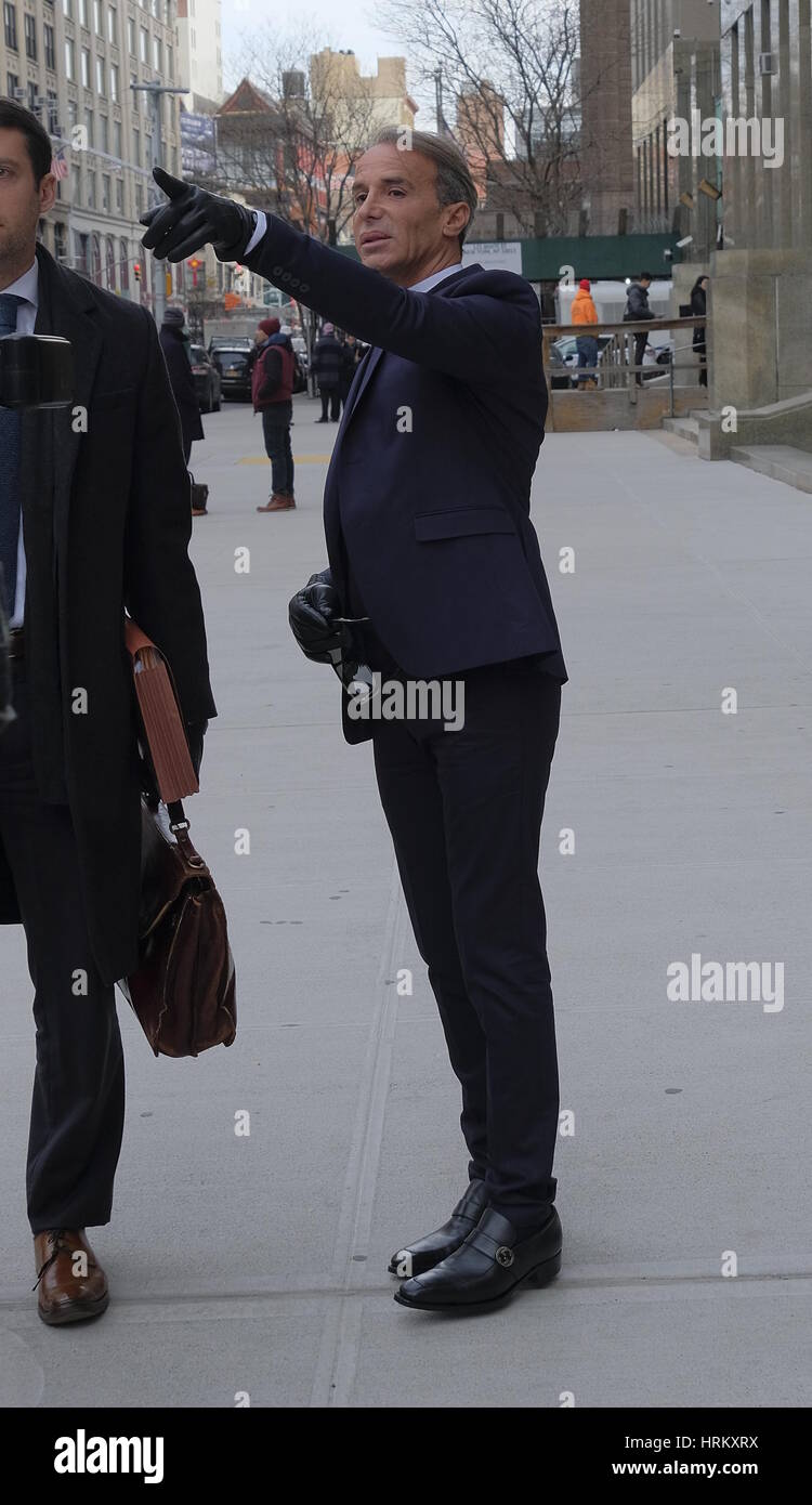 Lloyd Klein attends a Manhattan Court for the case against Jocelyn ...
