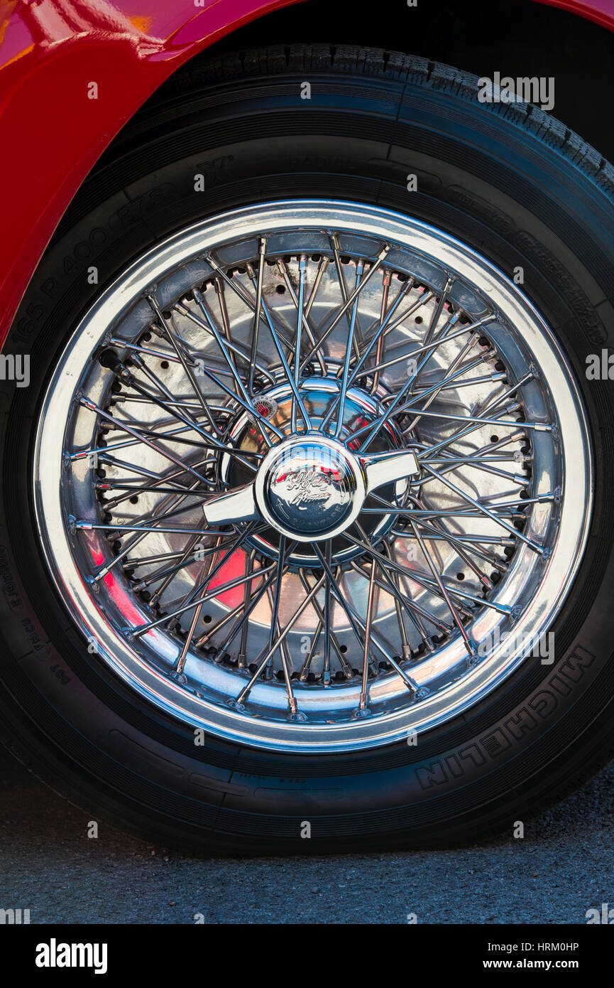 Vintage spoked wheel hi-res stock photography and images - Alamy