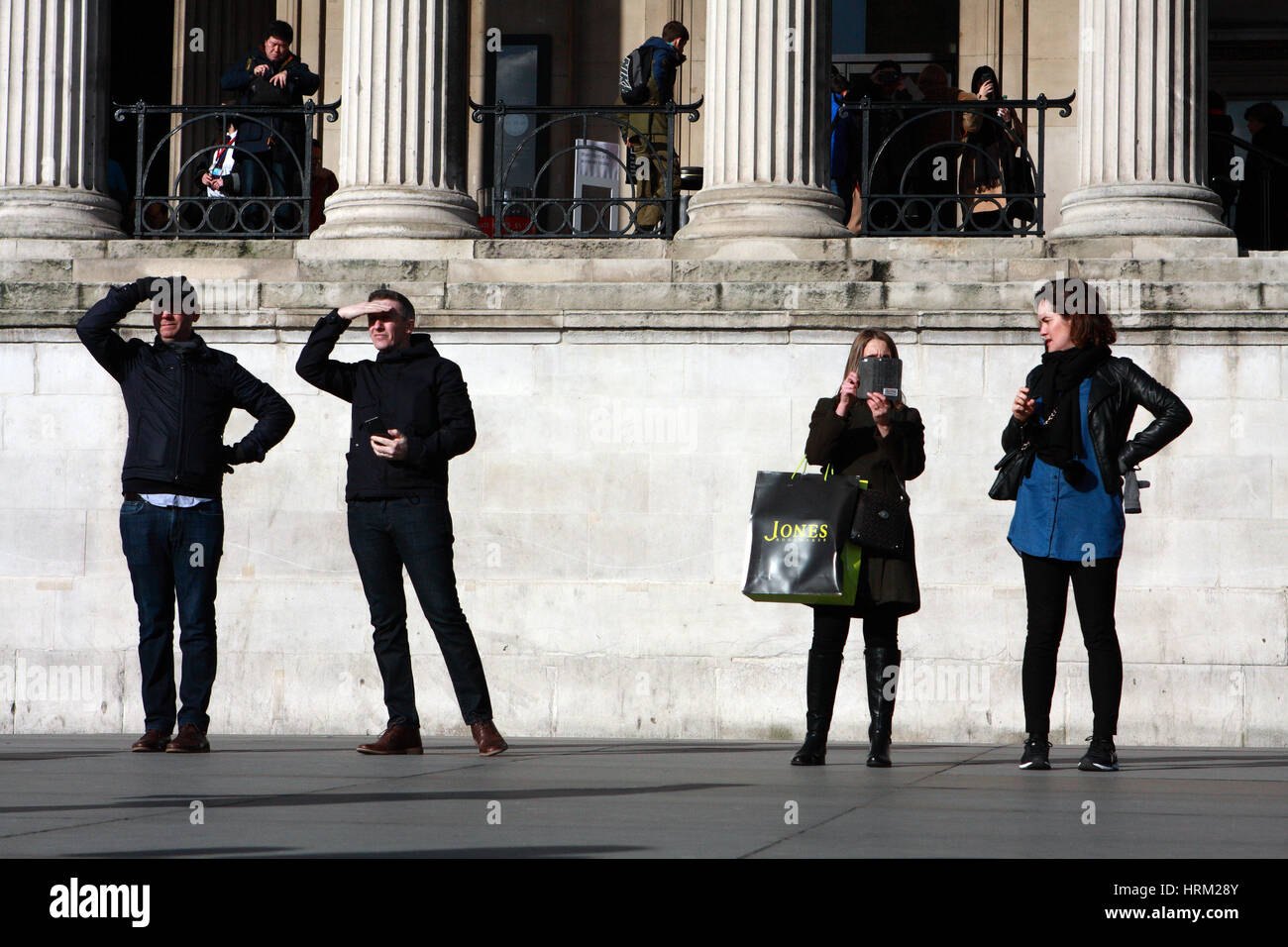 Man shading eyes hi-res stock photography and images - Alamy