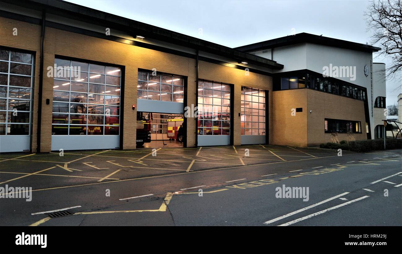 Fire station building hi-res stock photography and images - Alamy