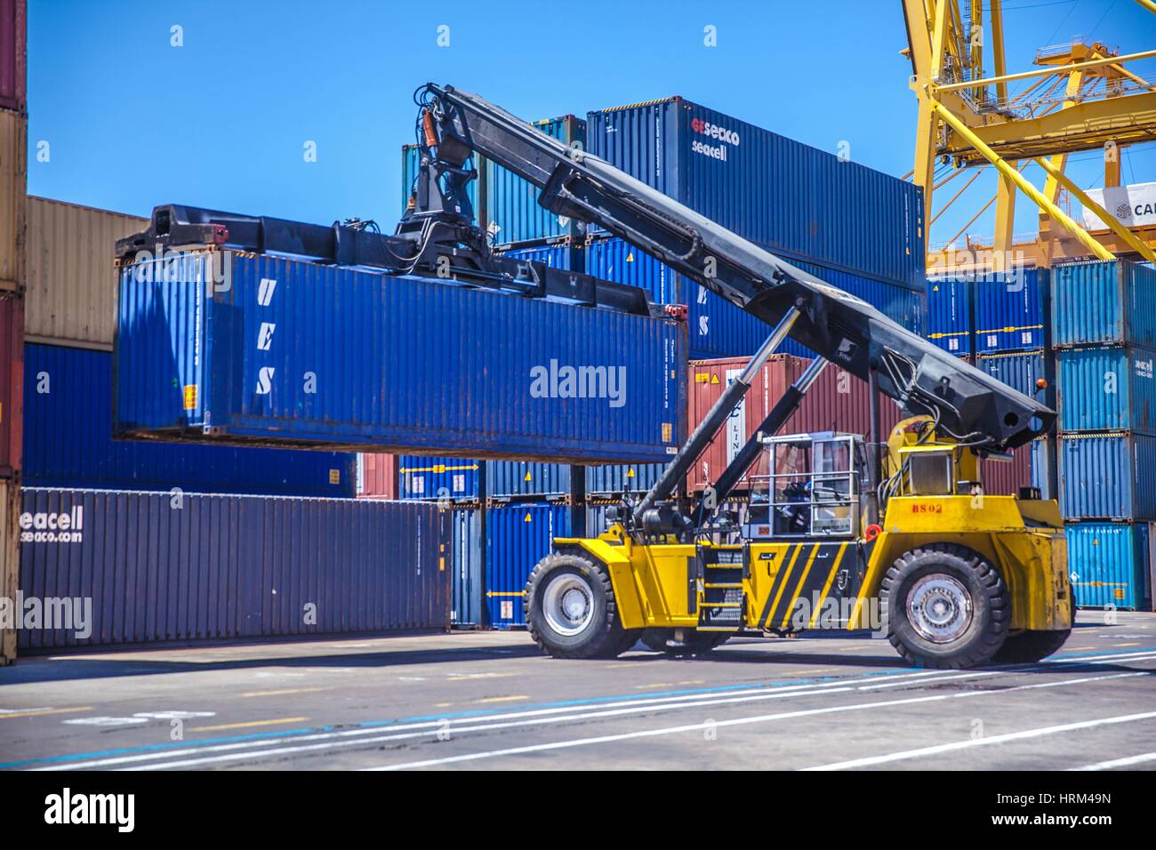 Reach Stacker High Resolution Stock Photography and Images - Alamy
