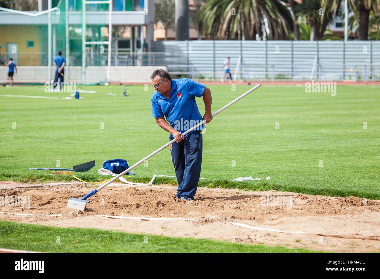 Long jump athlete sand hi-res stock photography and images - Alamy