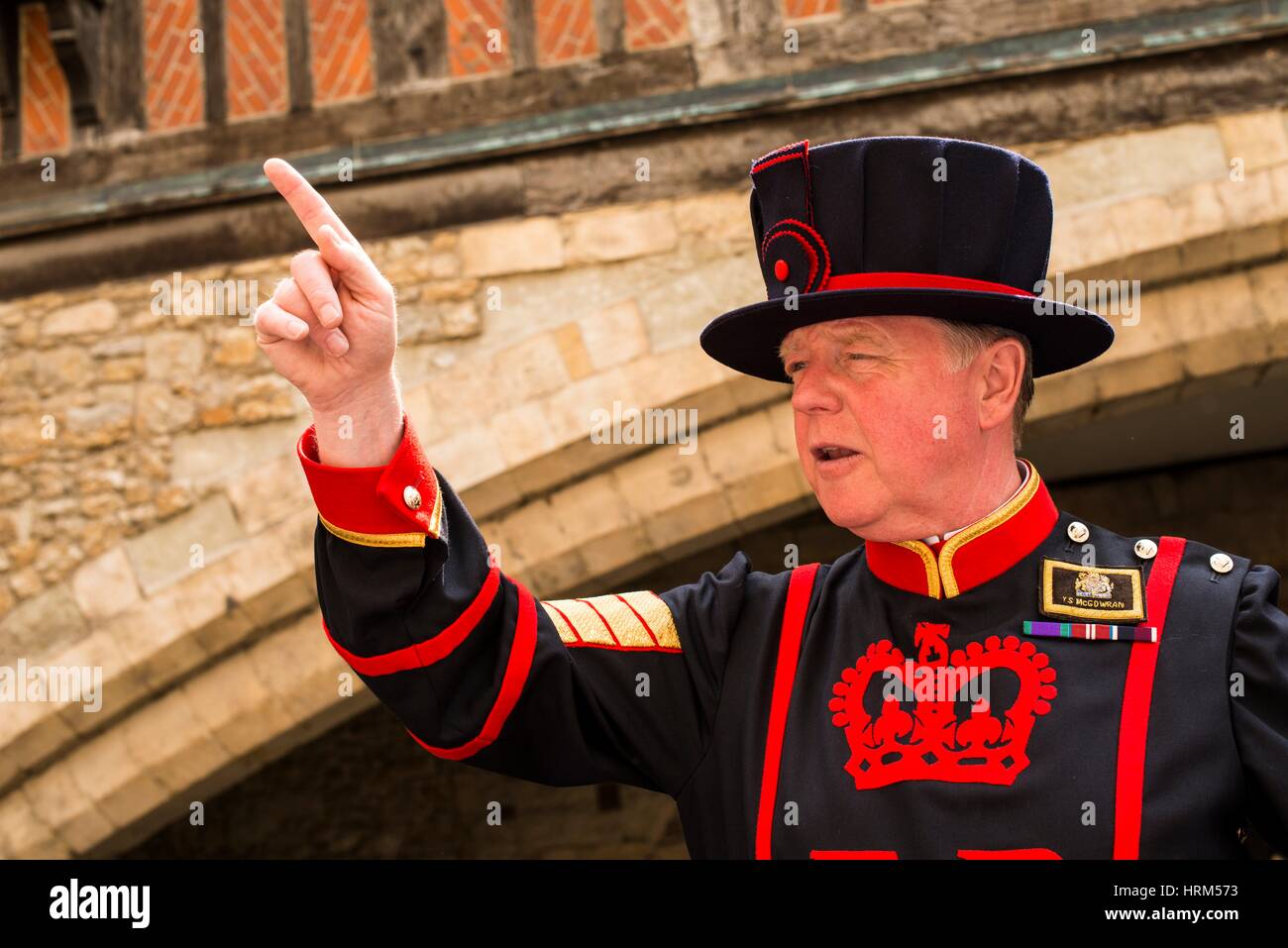 Beefeater guard hi-res stock photography and images - Alamy