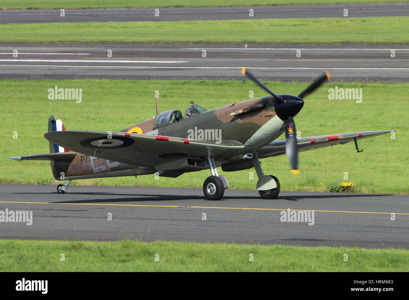 Supermarine spitfire ii hi-res stock photography and images - Alamy