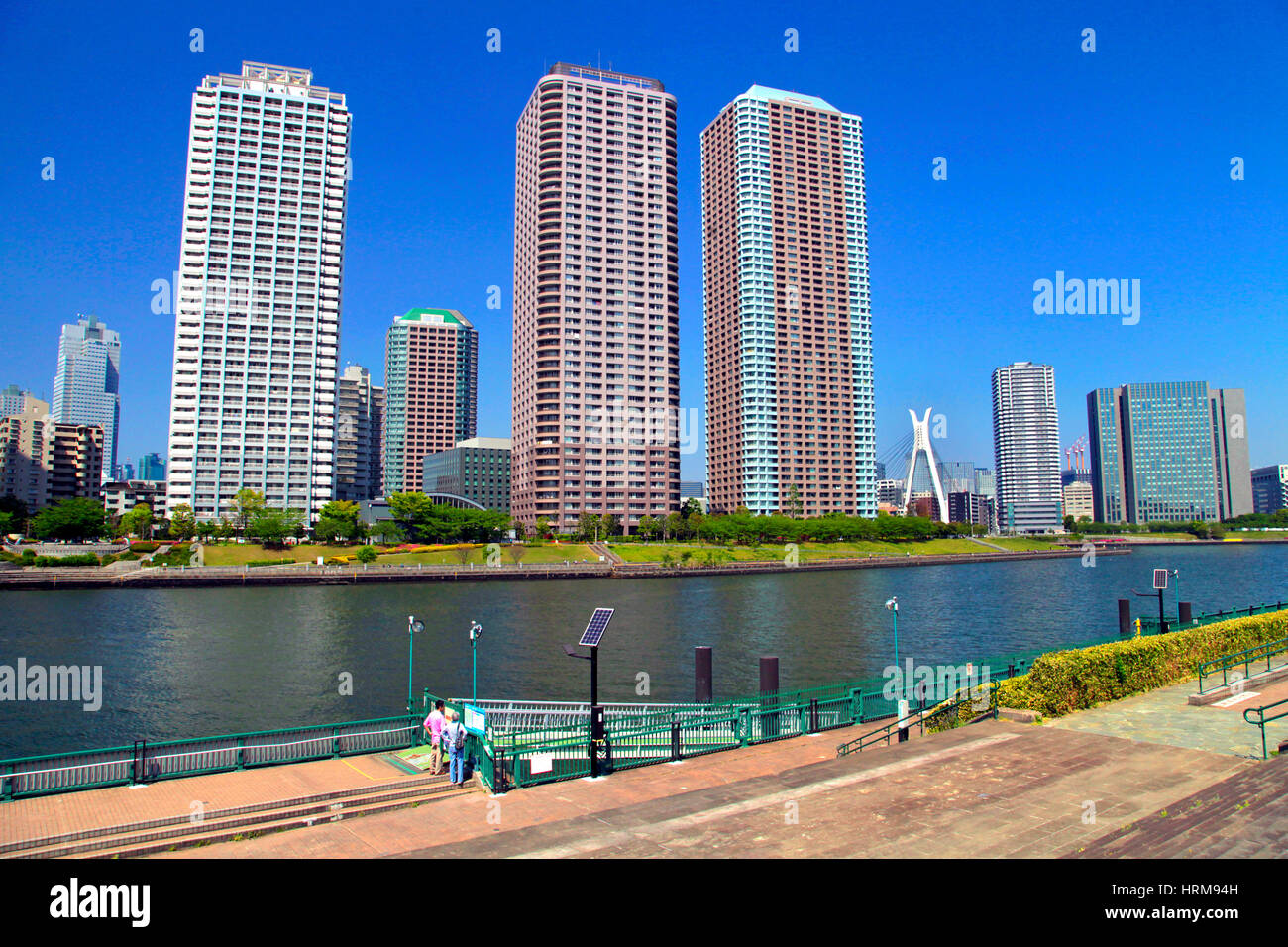 Sumida river walk hi-res stock photography and images - Alamy